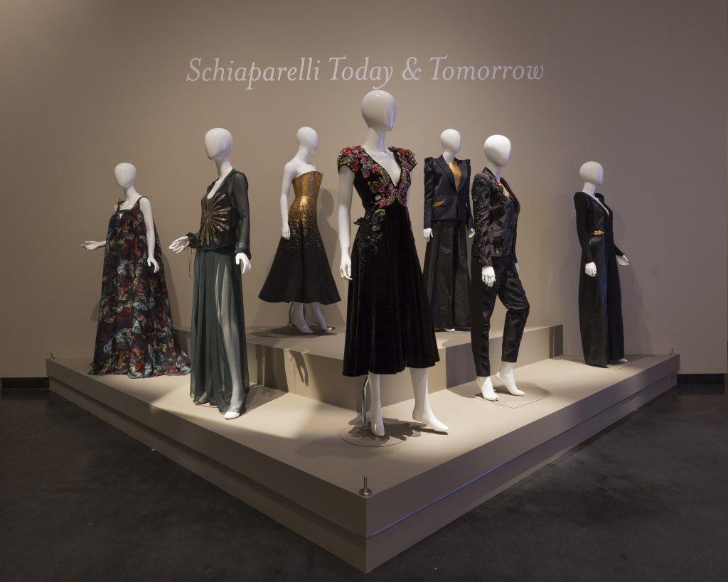 Dalí & Schiaparelli: In Daring Fashion - Deluxe