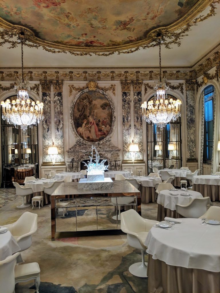 Le Meurice – Η ιστορία του Παρισιού σε ένα ξενοδοχείο, ζωντανό έργο ...
